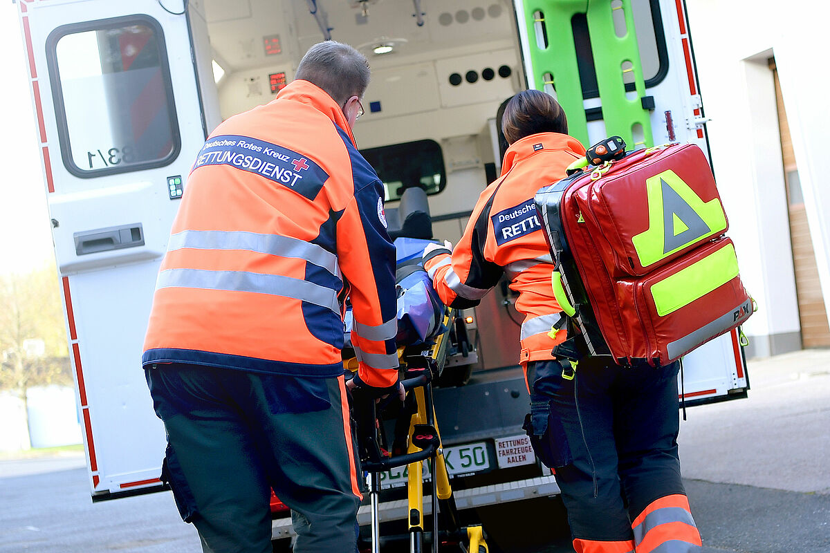 Europäischer Tag des Notrufs am 11.2. - Deutsches Rotes Kreuz ...